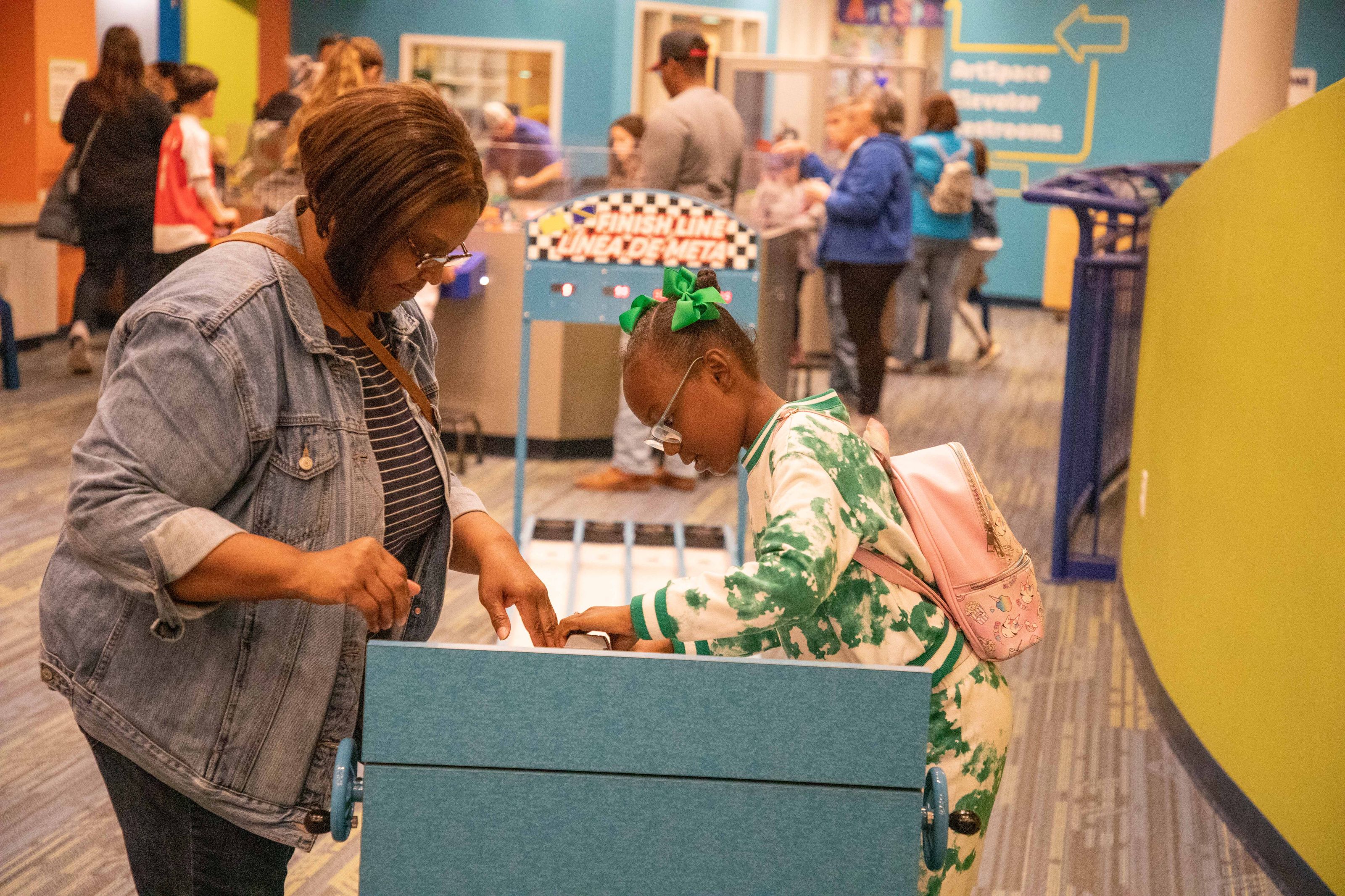 Visit Creative Discovery Museum